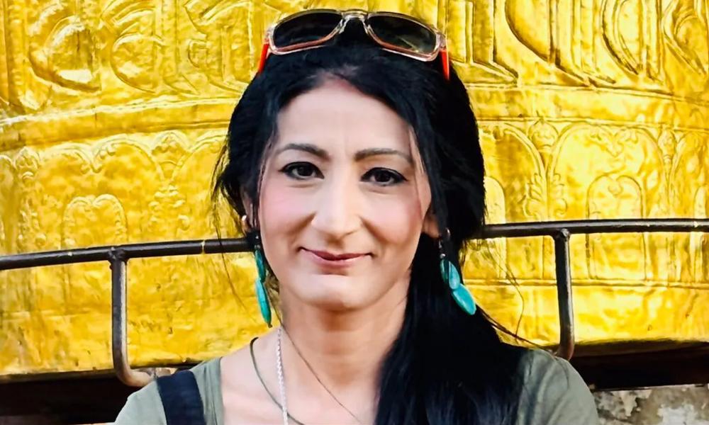 എഴുത്തുകാരി നിതാഷ കൗളിനെ ബെംഗളുരു വിമാനത്താവളത്തില്‍ നിന്ന് ലണ്ടനിലേക്ക് തിരിച്ചയച്ച് കേന്ദ്രസര് ...